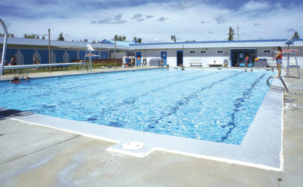 Free public swims this summer in Coaldale › Sunny South News